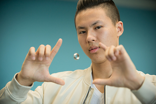 Magician Kevin Li Wins Heart of Blind Man and America – Watch ...