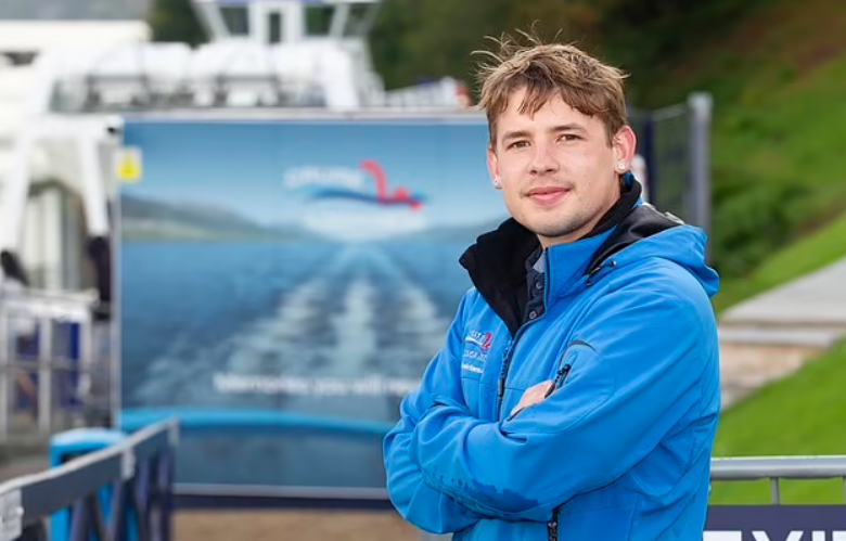 Loch Ness Boat Captain Describes Strange Sonar Reading | Trending Subject